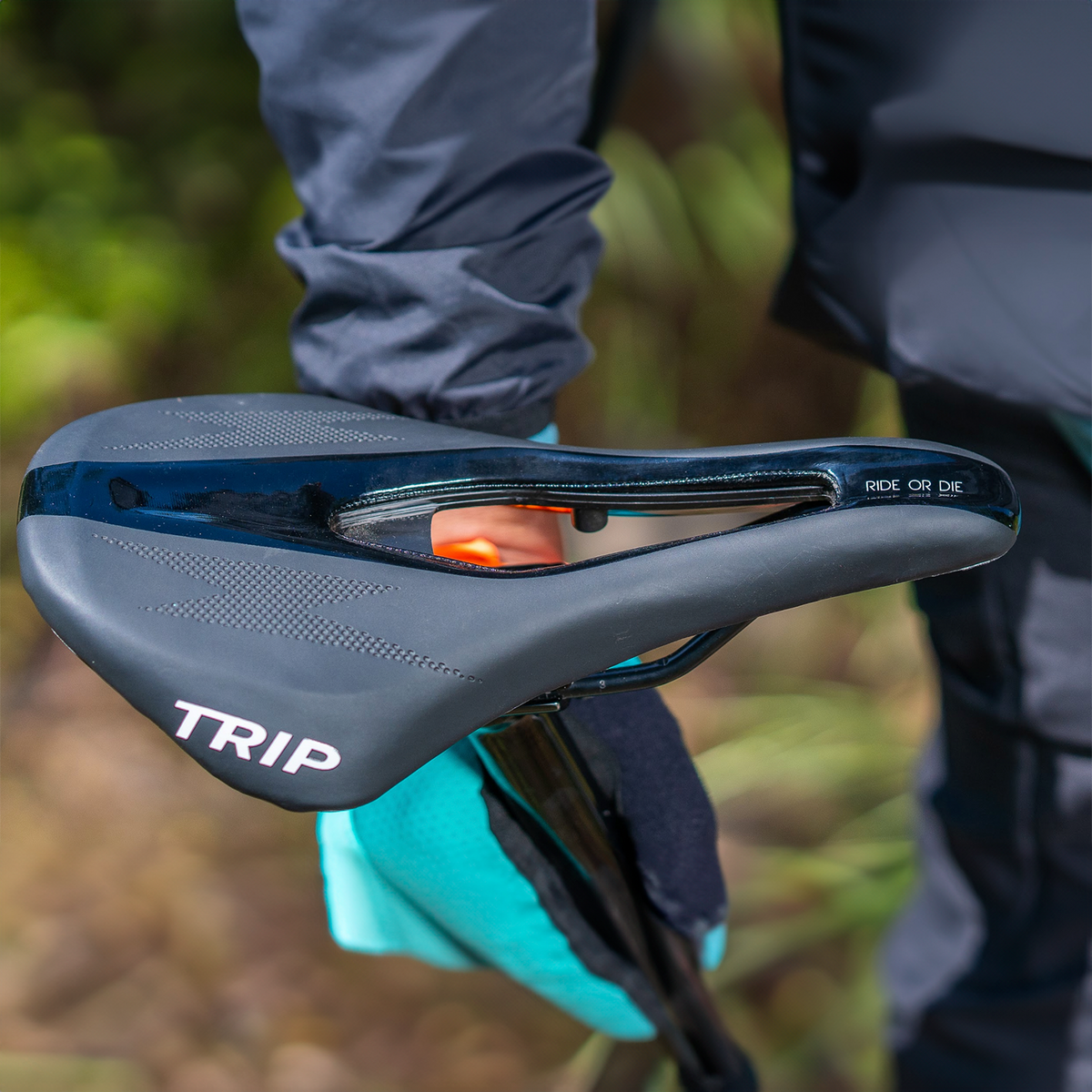 SILLIN TRIP RIDE OR DIE BLACK - Trip Helmets